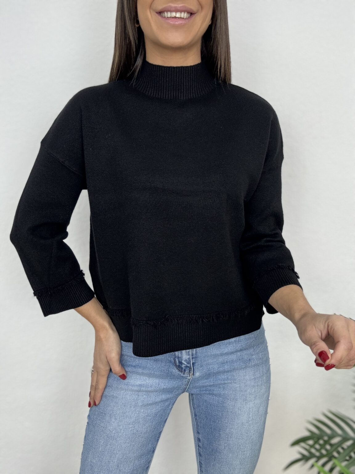 SUETER CLAUDIA NEGRO - La más bonita