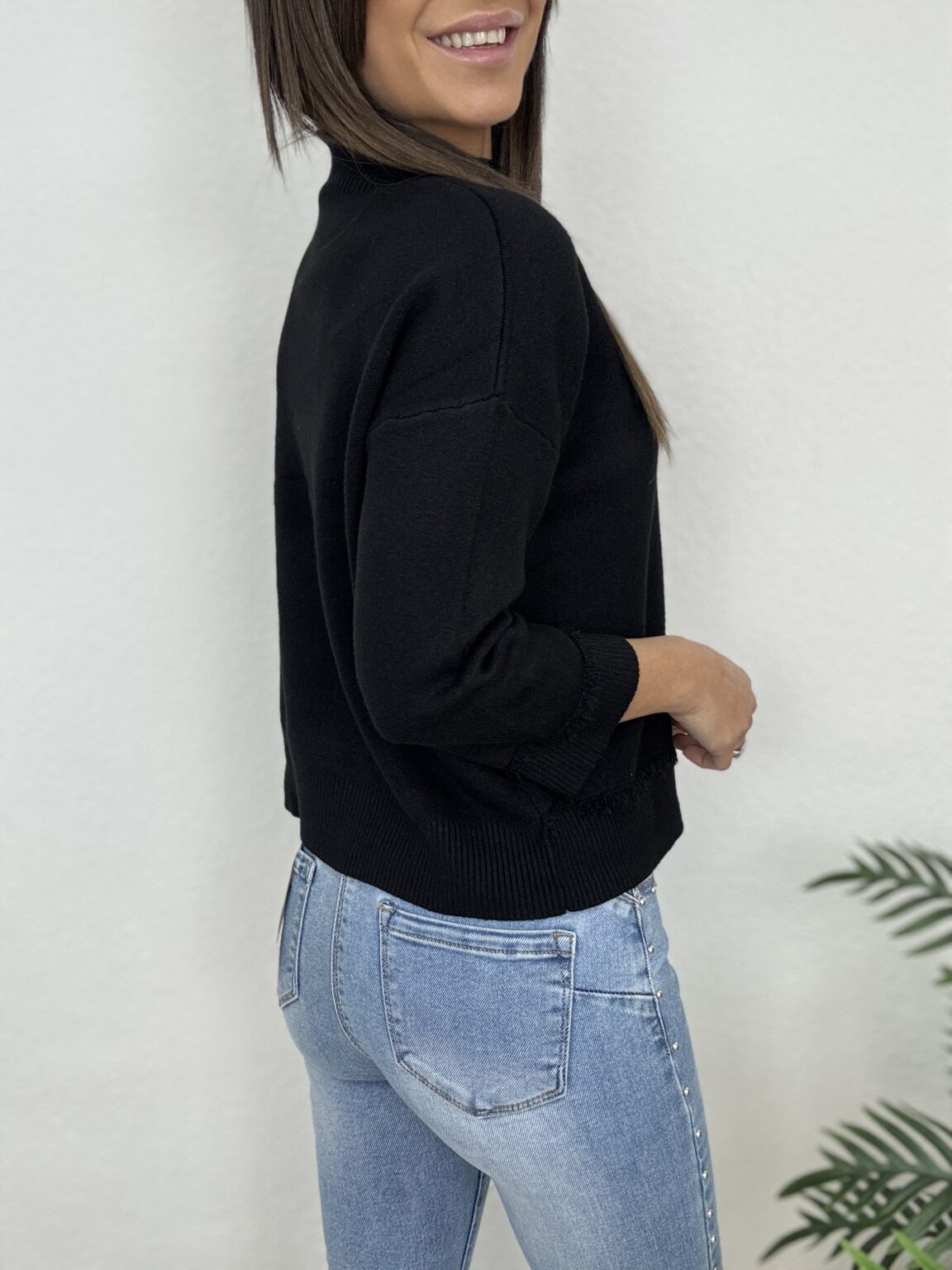 SUETER CLAUDIA NEGRO - La más bonita